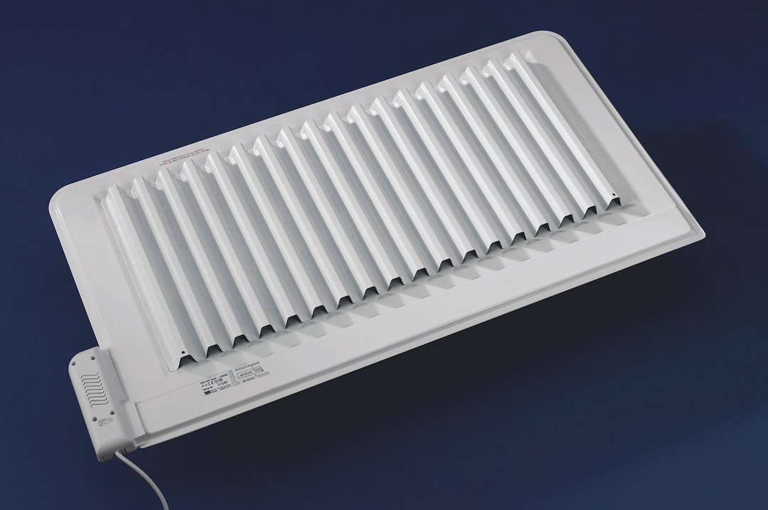 Oljefylld radiator med konvektor, 230V, 600W, IP21 - 8500757 ...